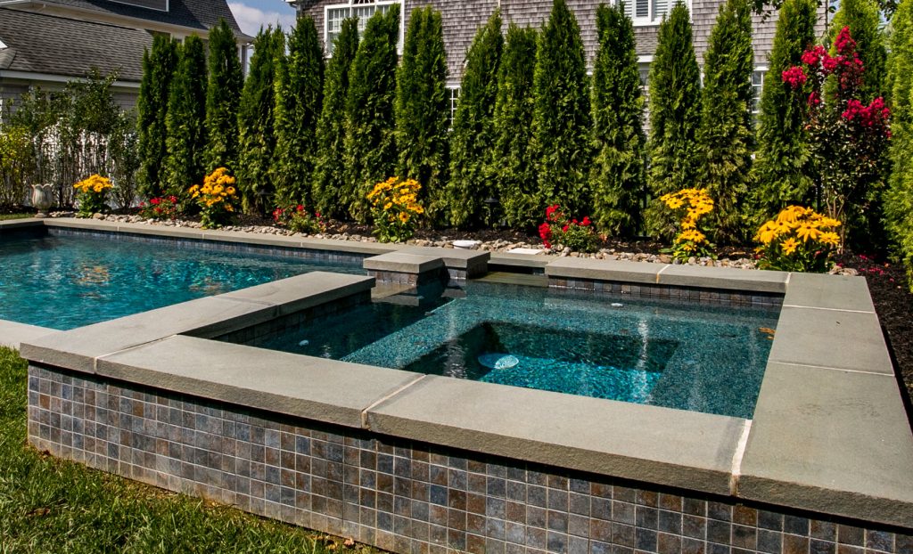 Summer Landscaping Tips | Lawn Care During Hot Weather